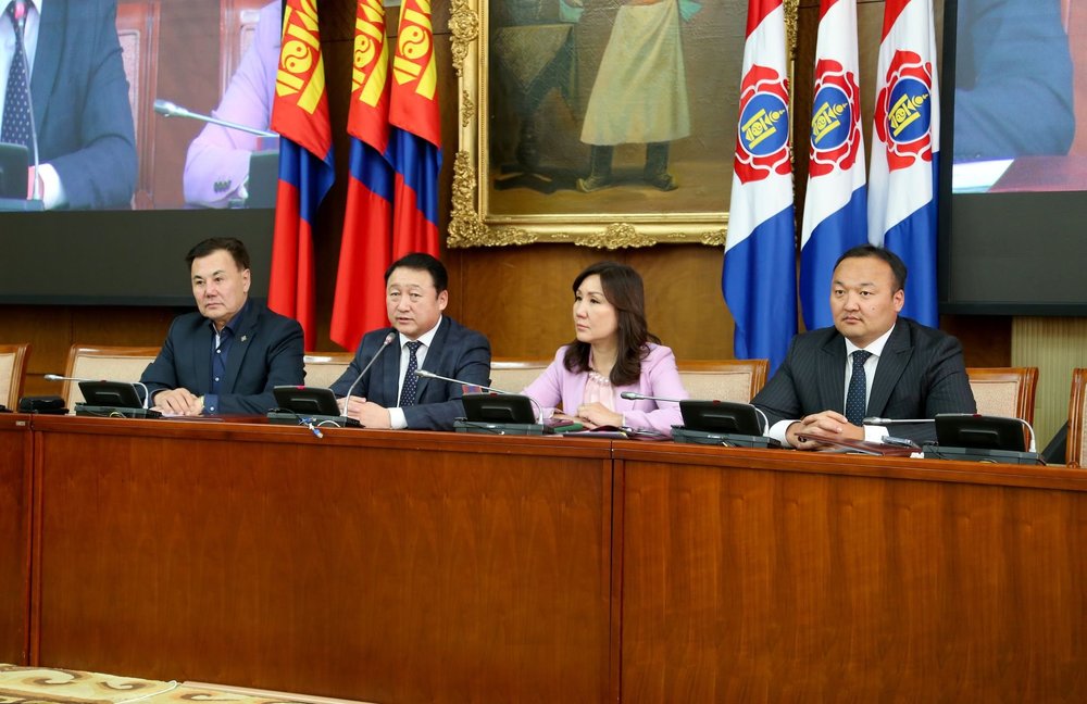 МАН Банкны хуулийг өөрчлөхийг дэмжлээ